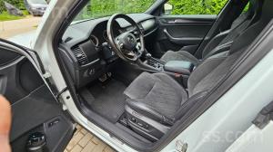 White Skoda Kodiaq 2020 in Riga, with an engine capacity of 2.00 L and mileage of 129 thousand km for 25500 €, photo 10 on AUTOMOTO.COM.LV
