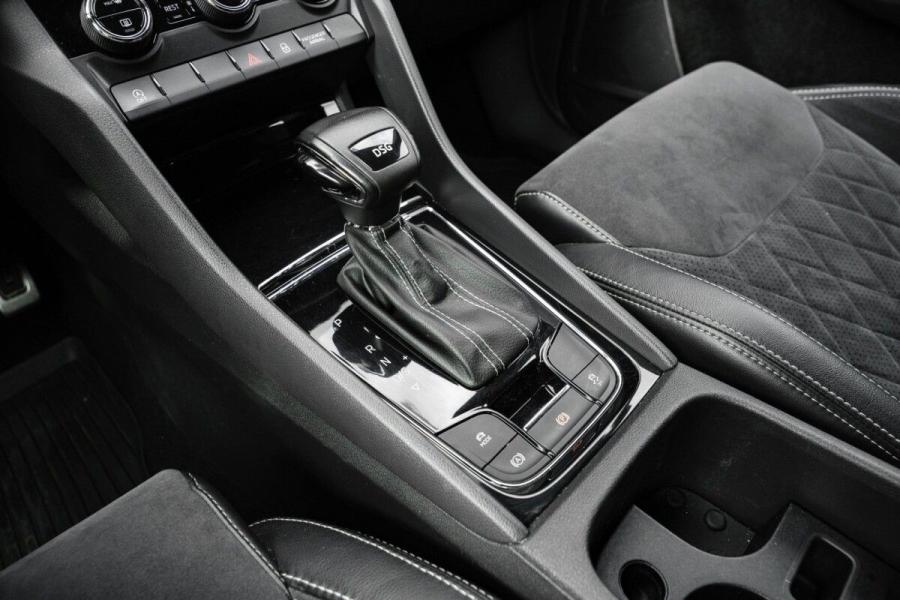 Белый Шкода Kodiaq 2020 в Рига, объемом двигателя 2.00 л и пробегом 152 тыс. км за 22500 €, фото 17 на AUTOMOTO.COM.LV