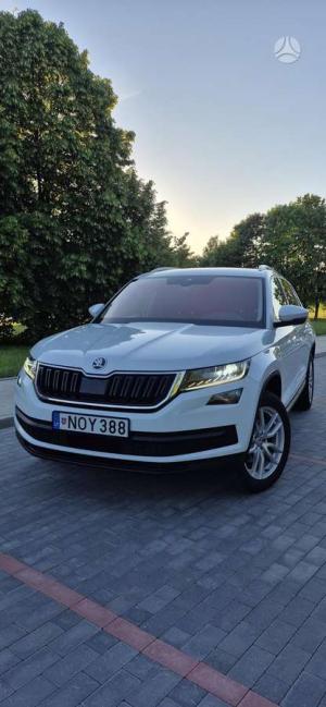 Balts Skoda Kodiaq 2020 Telšiai, ar dzinēja tilpumu 1.97 L un nobraukumu 223 tūkst. km par 18500 €, foto  vietnē AUTOMOTO.COM.LV