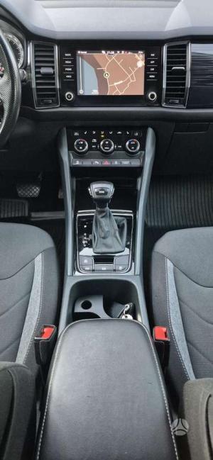 Balts Skoda Kodiaq 2020 Telšiai, ar dzinēja tilpumu 1.97 L un nobraukumu 223 tūkst. km par 18500 €, foto 30 vietnē AUTOMOTO.COM.LV