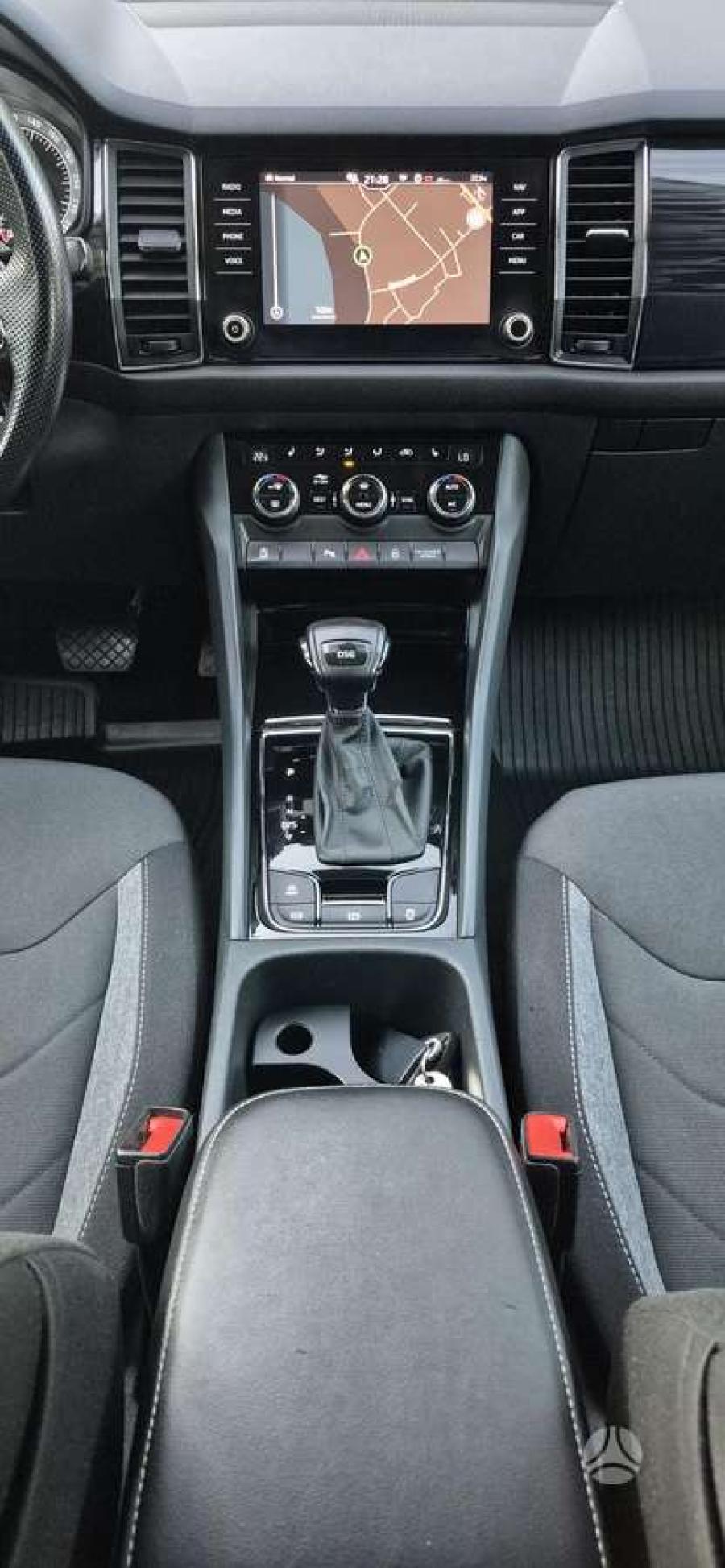 Balts Skoda Kodiaq 2020 Telšiai, ar dzinēja tilpumu 1.97 L un nobraukumu 223 tūkst. km par 18500 €, foto 30 vietnē AUTOMOTO.COM.LV