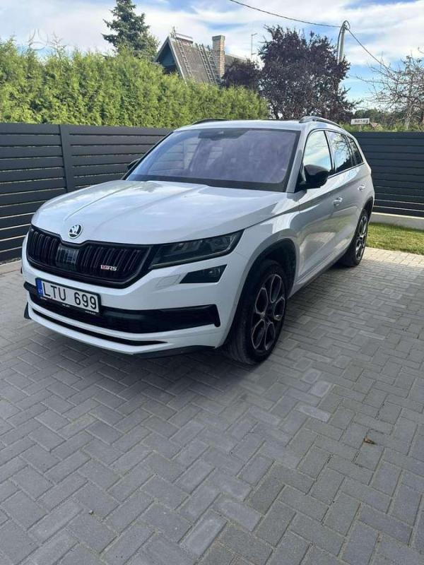 Balts Skoda Kodiaq 2020 Mažeikiai, ar dzinēja tilpumu 1.97 L un nobraukumu 107 tūkst. km par 35000 €, foto 1 vietnē AUTOMOTO.COM.LV