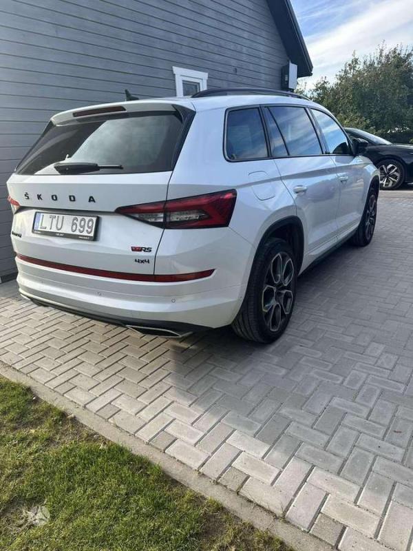 Balts Skoda Kodiaq 2020 Mažeikiai, ar dzinēja tilpumu 1.97 L un nobraukumu 107 tūkst. km par 35000 €, foto 5 vietnē AUTOMOTO.COM.LV
