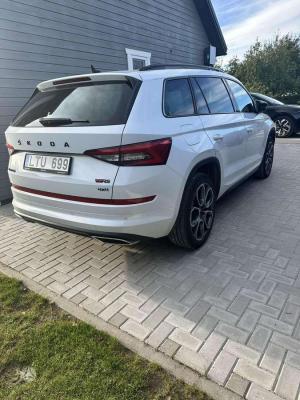 Balts Skoda Kodiaq 2020 Mažeikiai, ar dzinēja tilpumu 1.97 L un nobraukumu 107 tūkst. km par 35000 €, foto 6 vietnē AUTOMOTO.COM.LV