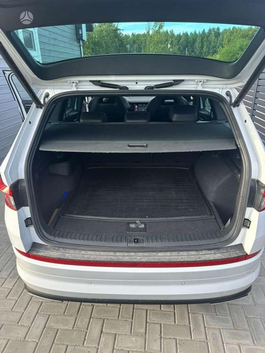 Balts Skoda Kodiaq 2020 Mažeikiai, ar dzinēja tilpumu 1.97 L un nobraukumu 107 tūkst. km par 35000 €, foto 17 vietnē AUTOMOTO.COM.LV