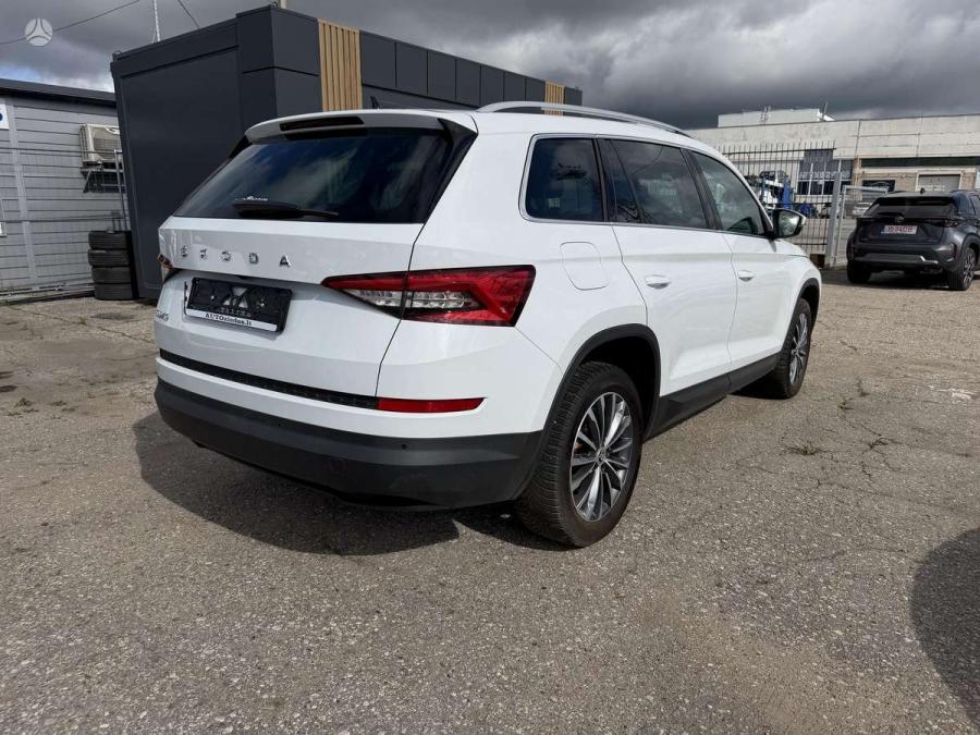 Balts Skoda Kodiaq 2020 Panevēža, ar dzinēja tilpumu 2.00 L un nobraukumu 180 tūkst. km par 17500 €, foto 7 vietnē AUTOMOTO.COM.LV