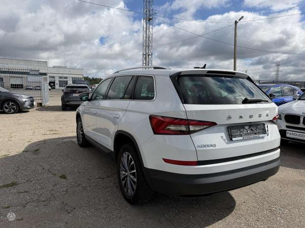 Balts Skoda Kodiaq 2020 Panevēža, ar dzinēja tilpumu 2.00 L un nobraukumu 180 tūkst. km par 17500 €, foto 9 vietnē AUTOMOTO.COM.LV