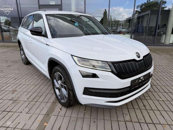 White Skoda Kodiaq 2020 in Kaunas, with an engine capacity of 1.50 L and mileage of 199 thousand km for 19700 €, photo 3 on AUTOMOTO.COM.LV