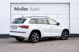 Белый Шкода Kodiaq 2020 в Рига, объемом двигателя 2.00 л и пробегом 135 тыс. км за 25250 €, фото 4 на AUTOMOTO.COM.LV