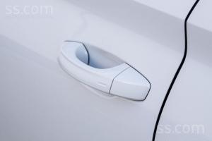 Белый Шкода Kodiaq 2020 в Рига, объемом двигателя 2.00 л и пробегом 135 тыс. км за 25250 €, фото 22 на AUTOMOTO.COM.LV