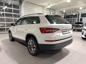 White Skoda Kodiaq 2021 in Kaunas, with an engine capacity of 1.50 L and mileage of 69 thousand km for 31001 €, photo 2 on AUTOMOTO.COM.LV