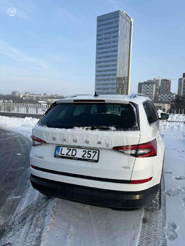 Balts Skoda Kodiaq 2021 Viļņa, ar dzinēja tilpumu 1.98 L un nobraukumu 143 tūkst. km par 26000 €, foto 4 vietnē AUTOMOTO.COM.LV