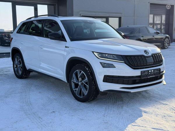 White Skoda Kodiaq 2021 in Siauliai, with an engine capacity of 1.50 L and mileage of 178 thousand km for 23400 €, photo 2 on AUTOMOTO.COM.LV