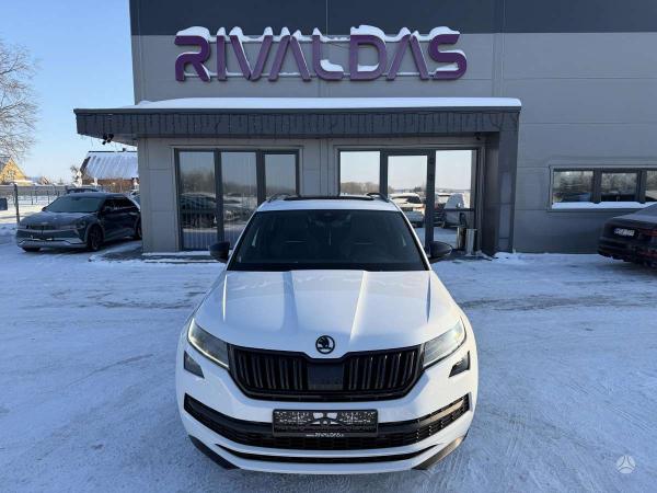 White Skoda Kodiaq 2021 in Siauliai, with an engine capacity of 1.50 L and mileage of 178 thousand km for 23400 €, photo 4 on AUTOMOTO.COM.LV