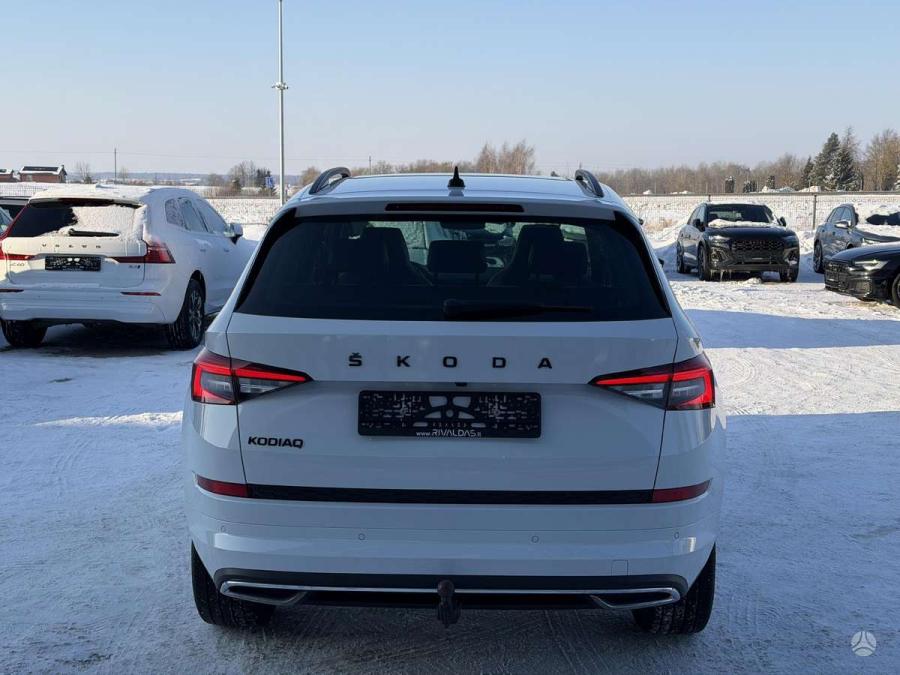 Balts Skoda Kodiaq 2021 Šauļi, ar dzinēja tilpumu 1.50 L un nobraukumu 178 tūkst. km par 23400 €, foto 9 vietnē AUTOMOTO.COM.LV
