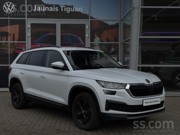 White Skoda Kodiaq 2021 in Valmiera, with an engine capacity of 2.00 L and mileage of 161 thousand km for 24500 €, photo 1 on AUTOMOTO.COM.LV
