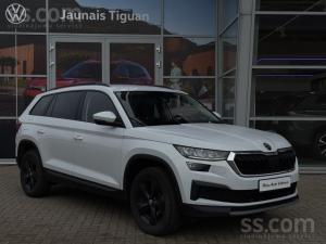 White Skoda Kodiaq 2021 in Valmiera, with an engine capacity of 2.00 L and mileage of 161 thousand km for 24500 €, photo  on AUTOMOTO.COM.LV