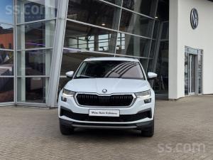 White Skoda Kodiaq 2021 in Valmiera, with an engine capacity of 2.00 L and mileage of 161 thousand km for 24500 €, photo 3 on AUTOMOTO.COM.LV