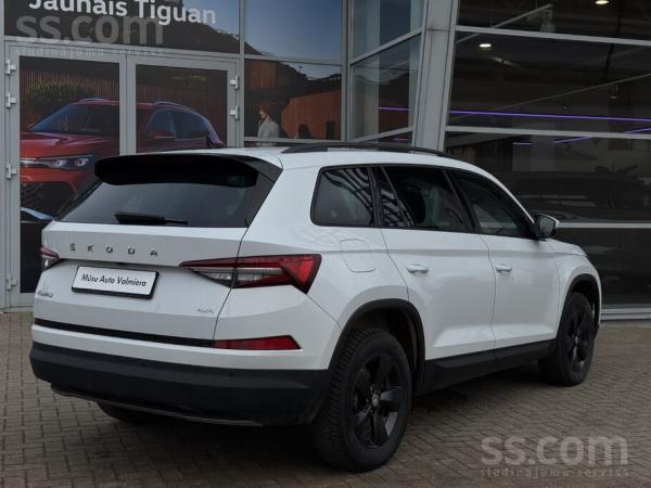 White Skoda Kodiaq 2021 in Valmiera, with an engine capacity of 2.00 L and mileage of 161 thousand km for 24500 €, photo 6 on AUTOMOTO.COM.LV
