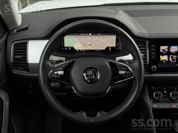 White Skoda Kodiaq 2021 in Valmiera, with an engine capacity of 2.00 L and mileage of 161 thousand km for 24500 €, photo 8 on AUTOMOTO.COM.LV