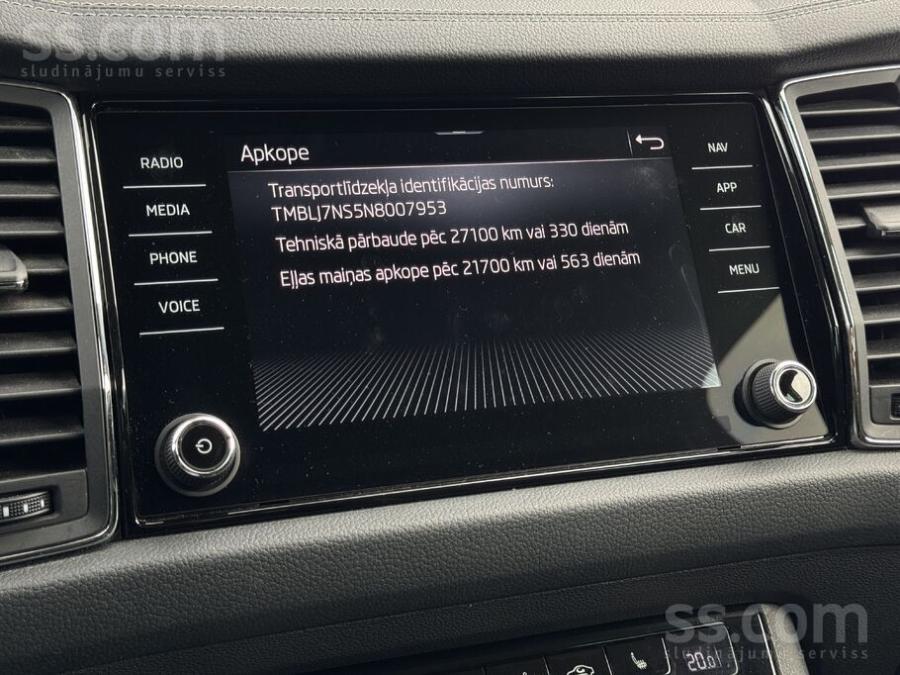 White Skoda Kodiaq 2021 in Valmiera, with an engine capacity of 2.00 L and mileage of 161 thousand km for 24500 €, photo 13 on AUTOMOTO.COM.LV