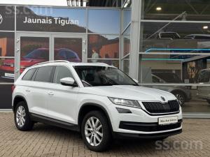 White Skoda Kodiaq 2021 in Valmiera, with an engine capacity of 1.50 L and mileage of 161 thousand km for 23800 €, photo  on AUTOMOTO.COM.LV