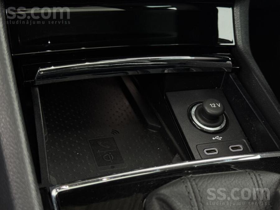 White Skoda Kodiaq 2021 in Valmiera, with an engine capacity of 1.50 L and mileage of 161 thousand km for 23800 €, photo 21 on AUTOMOTO.COM.LV