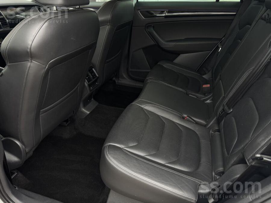 White Skoda Kodiaq 2021 in Valmiera, with an engine capacity of 1.50 L and mileage of 161 thousand km for 23800 €, photo 24 on AUTOMOTO.COM.LV