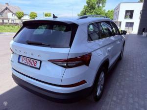 Белый Шкода Kodiaq 2021 в Вильнюс, объемом двигателя 1.97 л и пробегом 182 тыс. км за 22400 €, фото 7 на AUTOMOTO.COM.LV