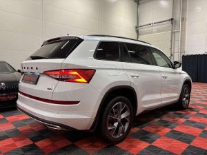 Белый Шкода Kodiaq 2021 в Вильнюс, объемом двигателя 1.98 л и пробегом 174 тыс. км за 26900 €, фото 5 на AUTOMOTO.COM.LV