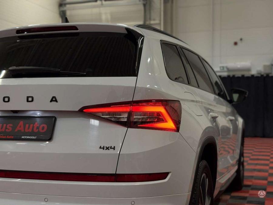 Белый Шкода Kodiaq 2021 в Вильнюс, объемом двигателя 1.98 л и пробегом 174 тыс. км за 26900 €, фото 9 на AUTOMOTO.COM.LV