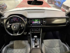 Белый Шкода Kodiaq 2021 в Вильнюс, объемом двигателя 1.98 л и пробегом 174 тыс. км за 26900 €, фото 19 на AUTOMOTO.COM.LV
