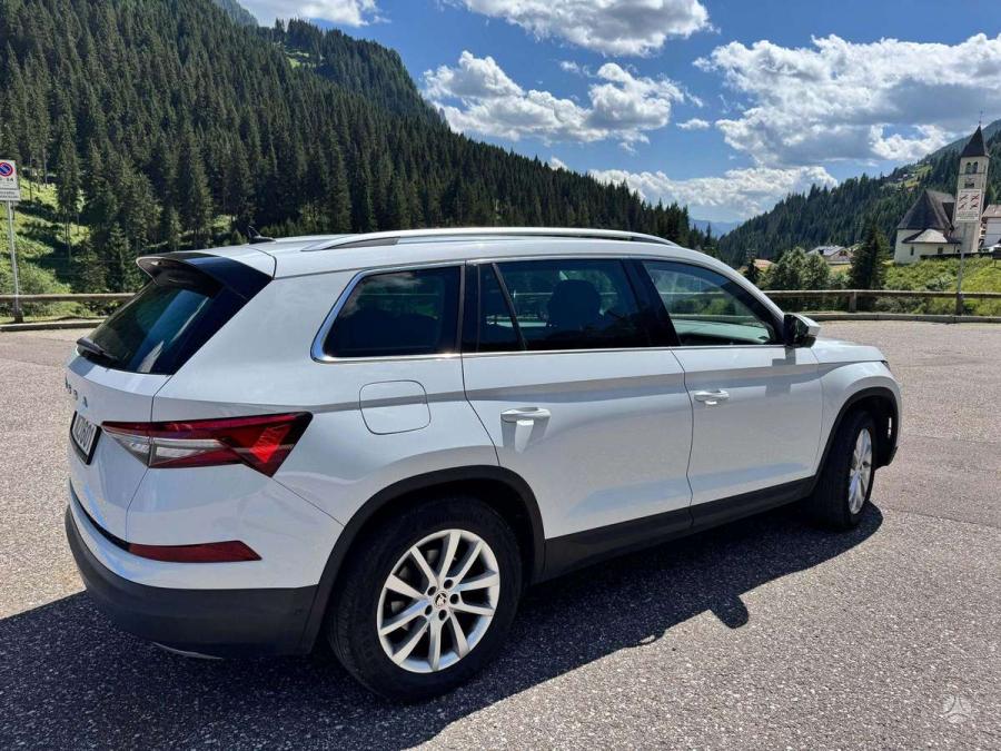 Белый Шкода Kodiaq 2021 в Вильнюс, объемом двигателя 1.97 л и пробегом 182 тыс. км за 22100 €, фото 10 на AUTOMOTO.COM.LV