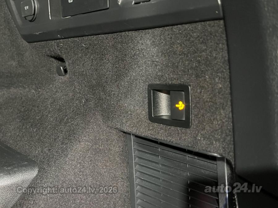 Белый Шкода Kodiaq 2021 в Таллин, объемом двигателя 2.00 л и пробегом 139 тыс. км за 31900 €, фото 24 на AUTOMOTO.COM.LV