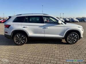 White Skoda Kodiaq 2022 in Kaunas, with an engine capacity of 2.00 L and mileage of 82 thousand km for 32649 €, photo 3 on AUTOMOTO.COM.LV