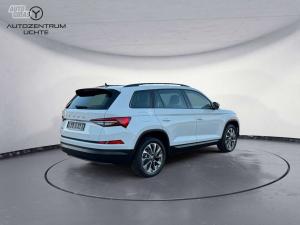 Balts Skoda Kodiaq 2022 Kauņa, ar dzinēja tilpumu 1.50 L un nobraukumu 89 tūkst. km par 28715 €, foto 5 vietnē AUTOMOTO.COM.LV