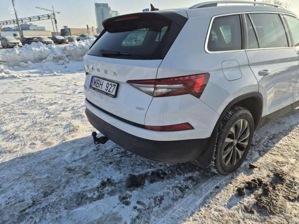 Balts Skoda Kodiaq 2022 Klaipėda, ar dzinēja tilpumu 1.97 L un nobraukumu 47 tūkst. km par 33500 €, foto 4 vietnē AUTOMOTO.COM.LV
