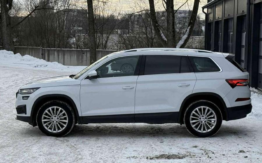 Белый Шкода Kodiaq 2022 в Шяуляй, объемом двигателя 1.50 л и пробегом 186 тыс. км за 21990 €, фото 8 на AUTOMOTO.COM.LV