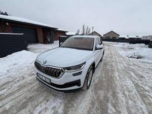 Белый Шкода Kodiaq 2022 в Каунас, объемом двигателя 1.97 л и пробегом 134 тыс. км за 29500 €, фото 3 на AUTOMOTO.COM.LV