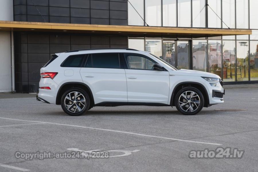 Белый Шкода Kodiaq 2022 в Таллин, объемом двигателя 2.00 л и пробегом 149 тыс. км за 30000 €, фото 3 на AUTOMOTO.COM.LV