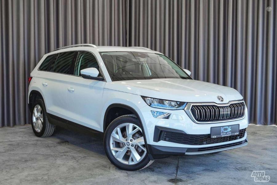 White Skoda Kodiaq 2022 in Marijampole, with an engine capacity of 2.00 L and mileage of 198 thousand km for 22450 €, photo 1 on AUTOMOTO.COM.LV