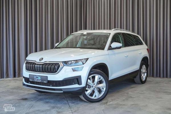 White Skoda Kodiaq 2022 in Marijampole, with an engine capacity of 2.00 L and mileage of 198 thousand km for 22450 €, photo 5 on AUTOMOTO.COM.LV