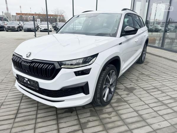 White Skoda Kodiaq 2022 in Kaunas, with an engine capacity of 1.50 L and mileage of 195 thousand km for 24900 €, photo 1 on AUTOMOTO.COM.LV