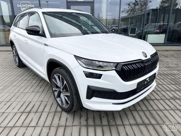 White Skoda Kodiaq 2022 in Kaunas, with an engine capacity of 1.50 L and mileage of 195 thousand km for 24900 €, photo 2 on AUTOMOTO.COM.LV