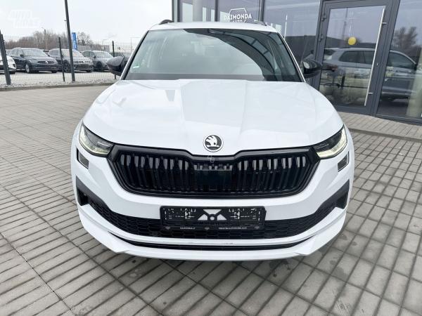 White Skoda Kodiaq 2022 in Kaunas, with an engine capacity of 1.50 L and mileage of 195 thousand km for 24900 €, photo 3 on AUTOMOTO.COM.LV