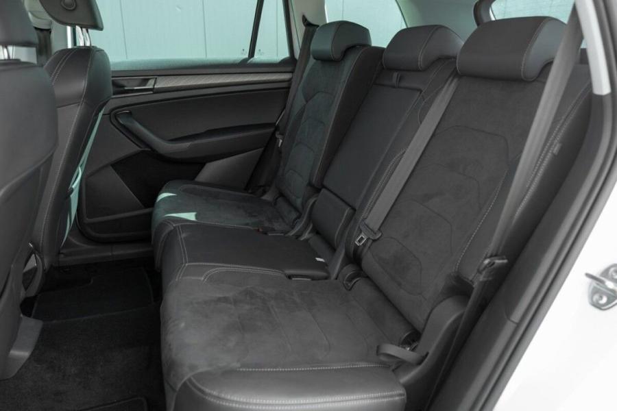 Белый Шкода Kodiaq 2022 в Вильнюс, объемом двигателя 2.00 л и пробегом 134 тыс. км за 25750 €, фото 12 на AUTOMOTO.COM.LV