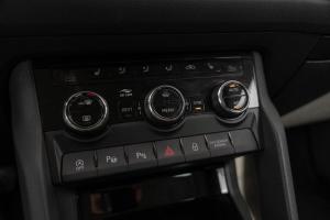 Белый Шкода Kodiaq 2022 в Вильнюс, объемом двигателя 2.00 л и пробегом 134 тыс. км за 25750 €, фото 13 на AUTOMOTO.COM.LV