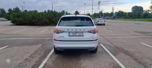 Белый Шкода Kodiaq 2022 в Шяуляй, объемом двигателя 1.97 л и пробегом 197 тыс. км за 26600 €, фото 4 на AUTOMOTO.COM.LV