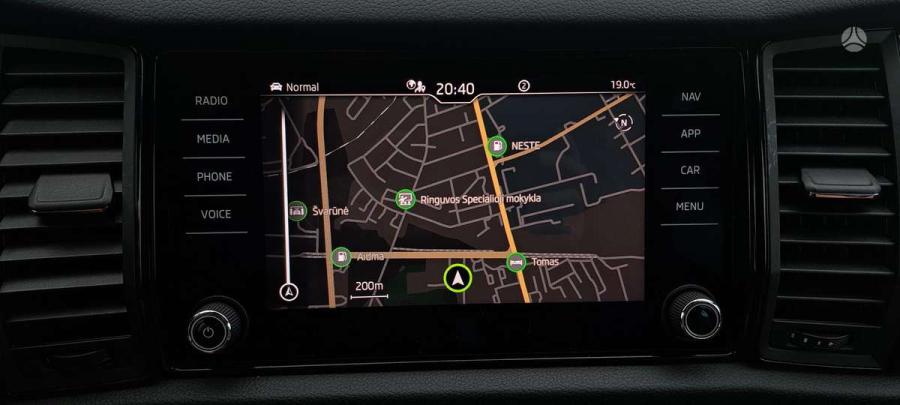 Белый Шкода Kodiaq 2022 в Шяуляй, объемом двигателя 1.97 л и пробегом 197 тыс. км за 26600 €, фото 32 на AUTOMOTO.COM.LV