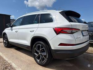 Белый Шкода Kodiaq 2022 в Вильнюс, объемом двигателя 1.97 л и пробегом 185 тыс. км за 24400 €, фото 10 на AUTOMOTO.COM.LV